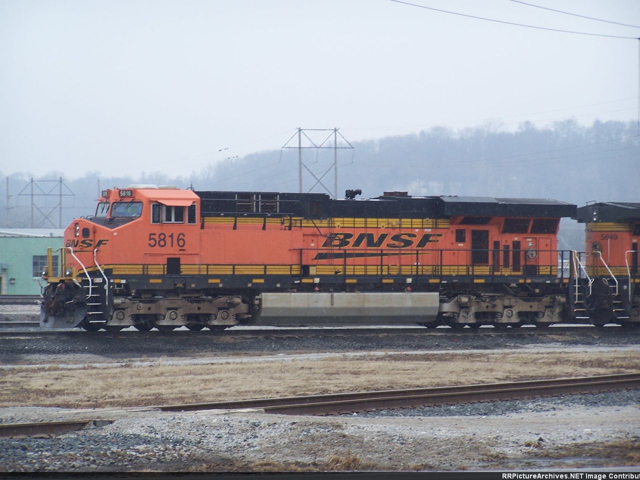 BNSF 5816